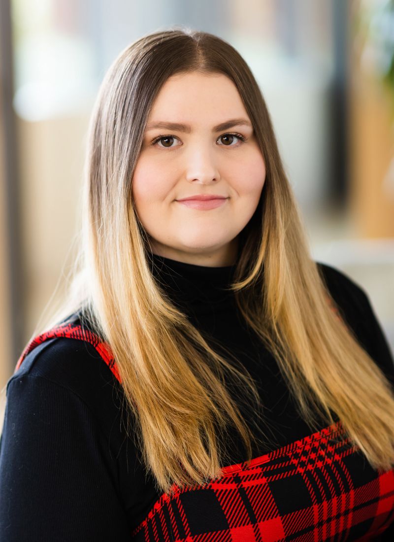 Megan English's Instagram, Twitter & Facebook on IDCrawl